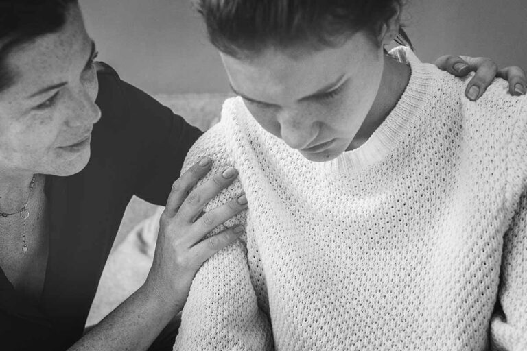 How To Tell The Difference Between Sadness And Depression | 12 South